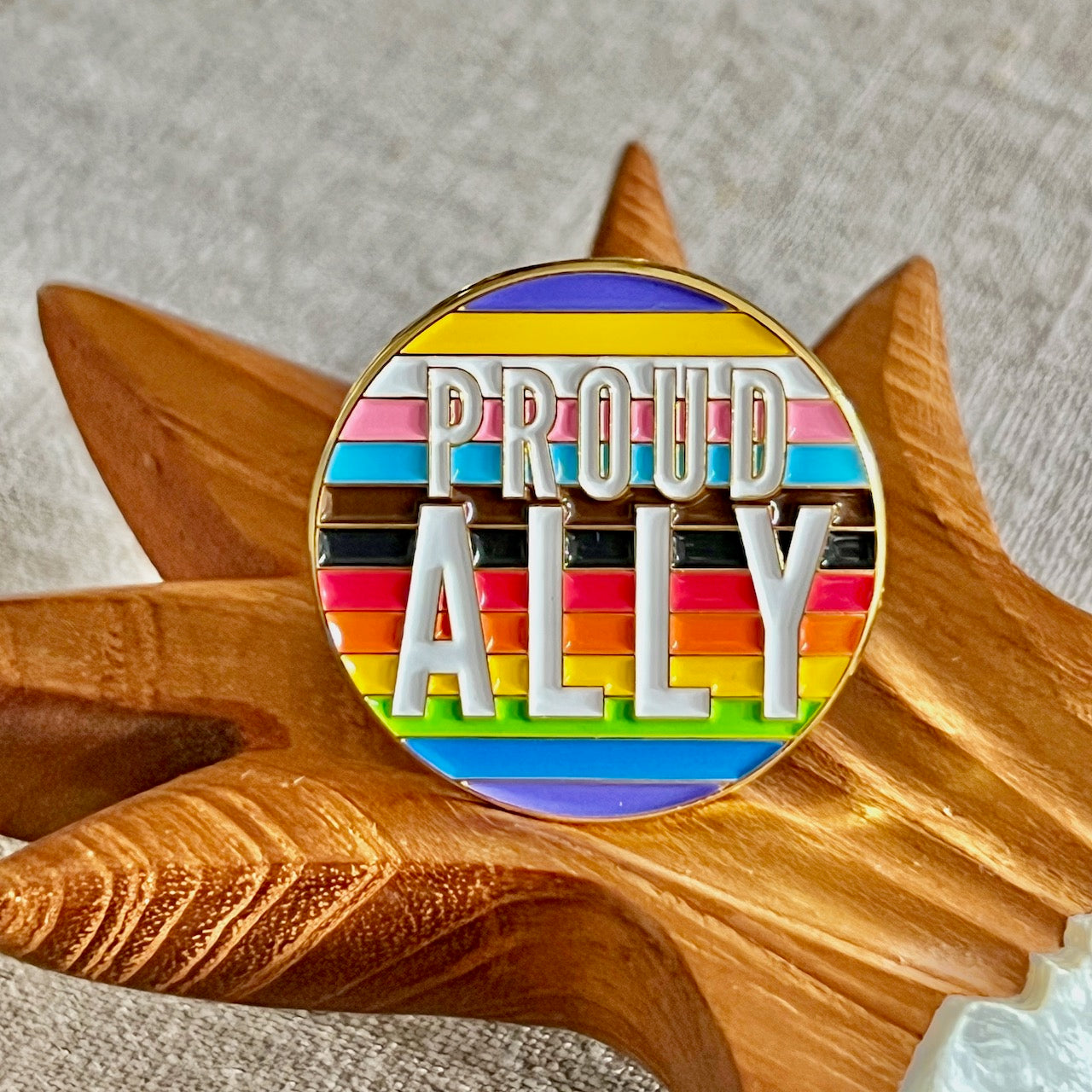 Straight Ally, Ally Pride Pin, LGBT Pin, Regenbogen Anstecker, Ally – BeeProud.Shop